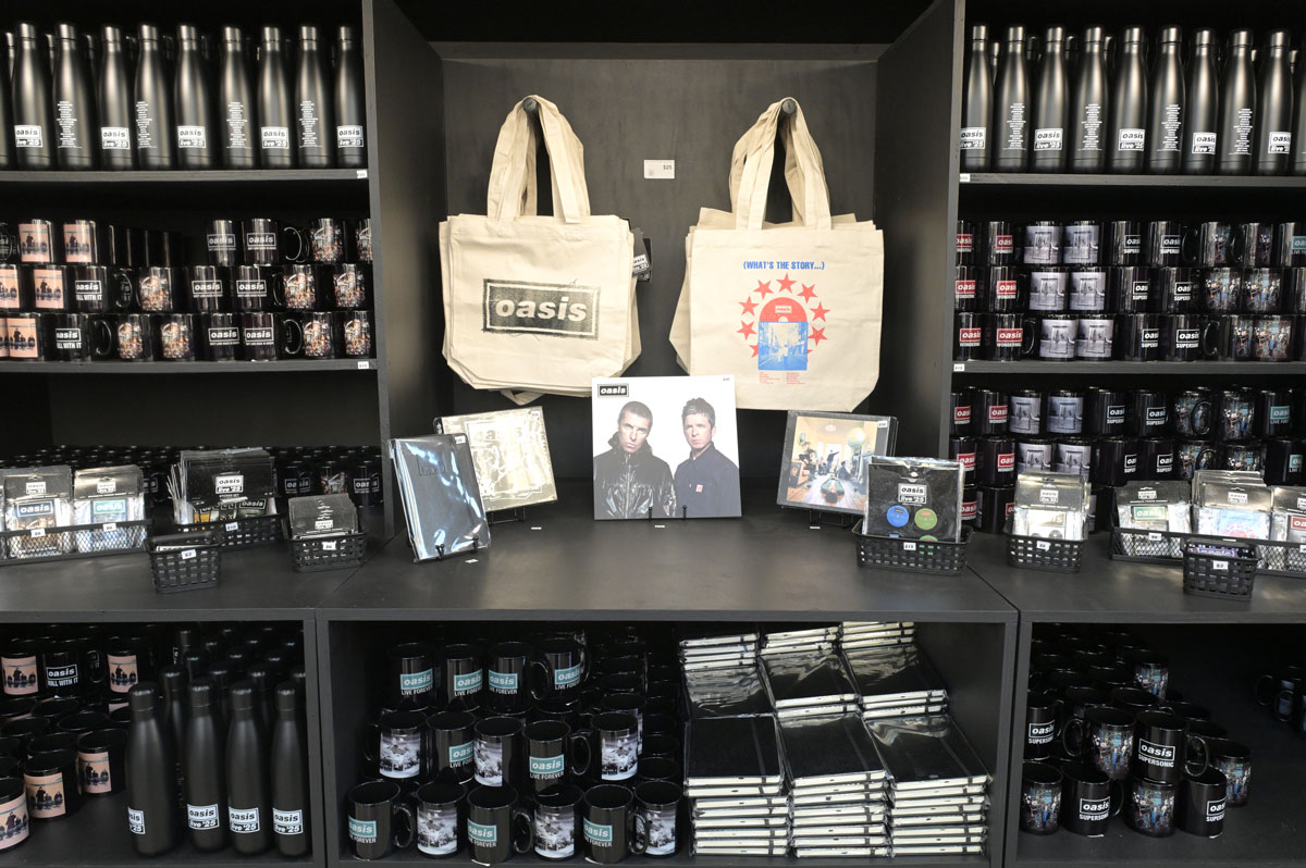 Los Angeles Fan Store - Live ’25 Map – Official Oasis Tour Interactive Map